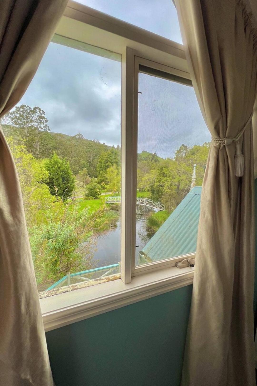 Holiday Great Ocean Road Official Site - Plum Tree Cottage