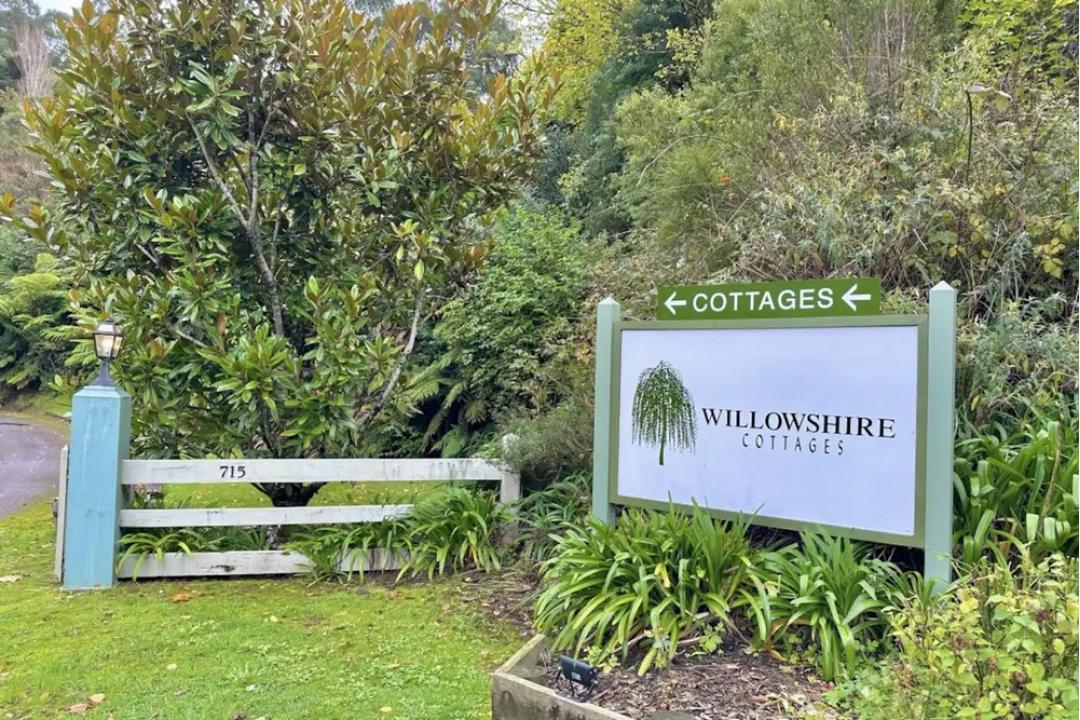 Holiday Great Ocean Road Official Site - Plum Tree Cottage